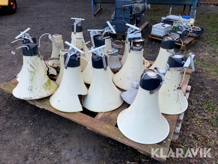 Klaravik Auktioner | Megafoner 17st