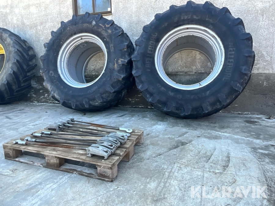 Dubbelmontage Trelleborg TM800, Skurup, Klaravik auktioner