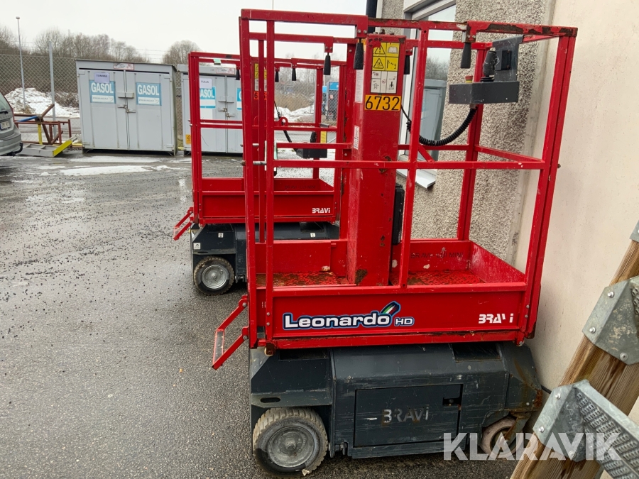Pelarlift Leonardo LUI MINI HD, Skövde, Klaravik auktioner
