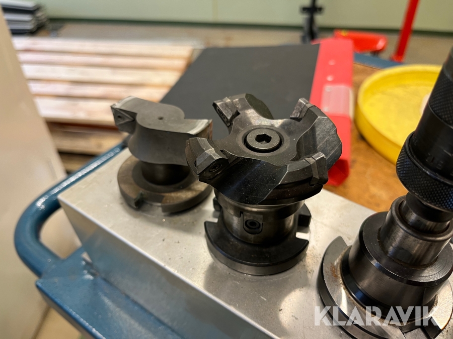 Fräs Trak DPM BM-2V-100V, Linköping, Klaravik auktioner