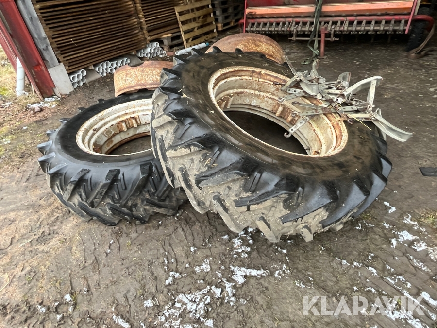 Dubbelmontage Kléber 16.9R34, Gislaved, Klaravik auktioner