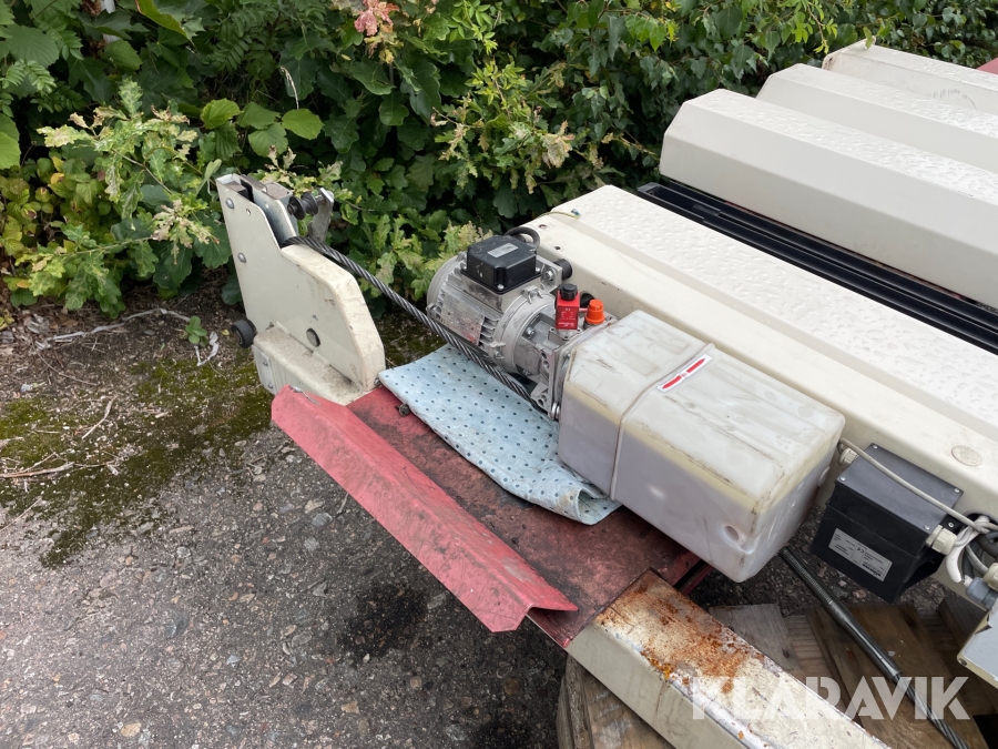 Fyrpelarlyft Stertil Koni ST-4040, Karlskrona, Klaravik aukt
