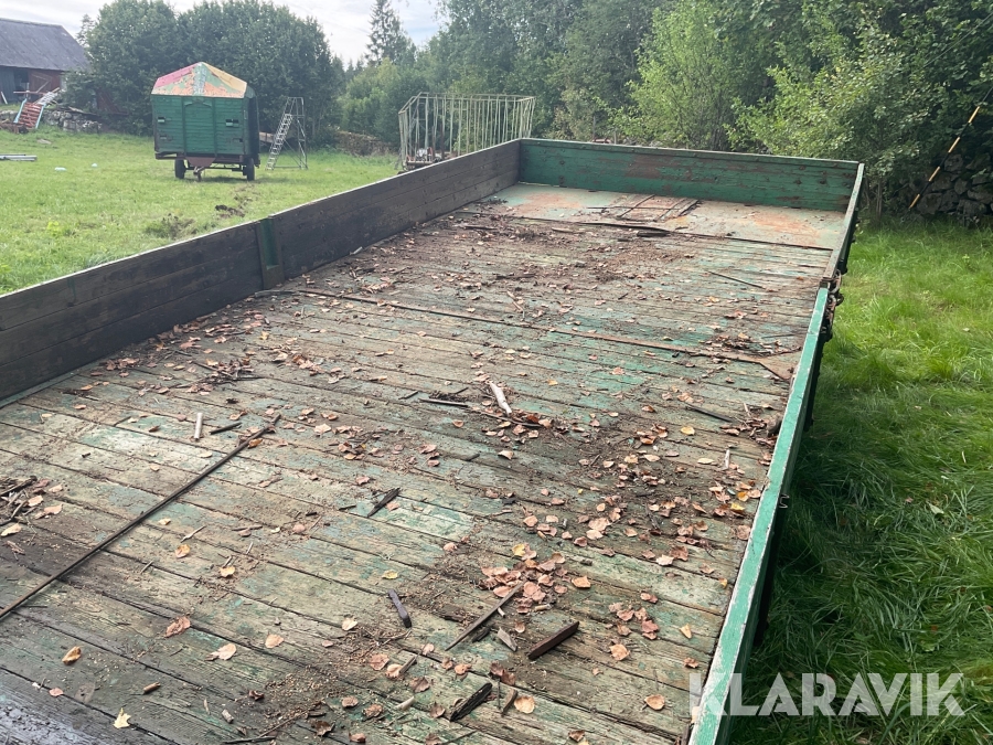 Flakvagn Grönebrand, Älmhult, Klaravik auktioner