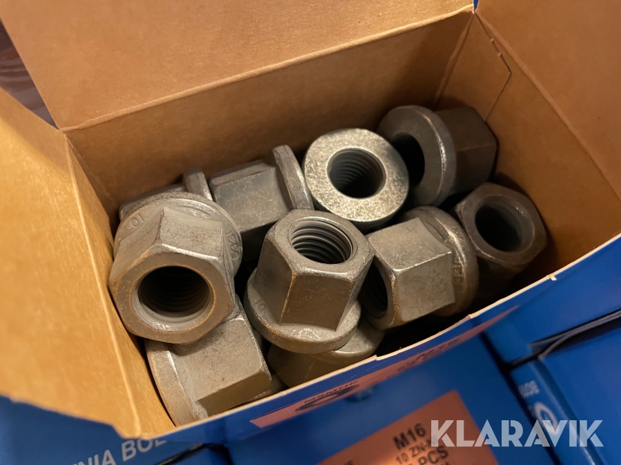 Klaravik Auktioner | Parti med bult och mutter Swebolt