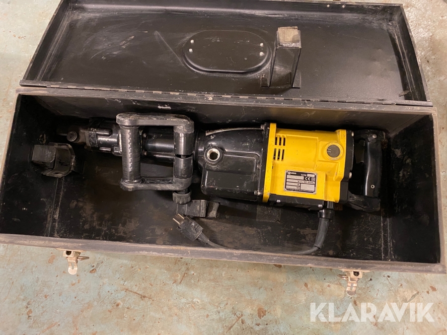 Klaravik Auktioner | Bilhammare Kango 950kv