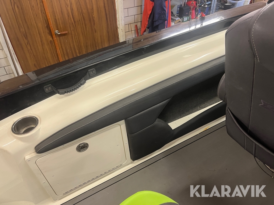 Sportfiskebåt Larson FX 2020, Essunga, Klaravik auktioner