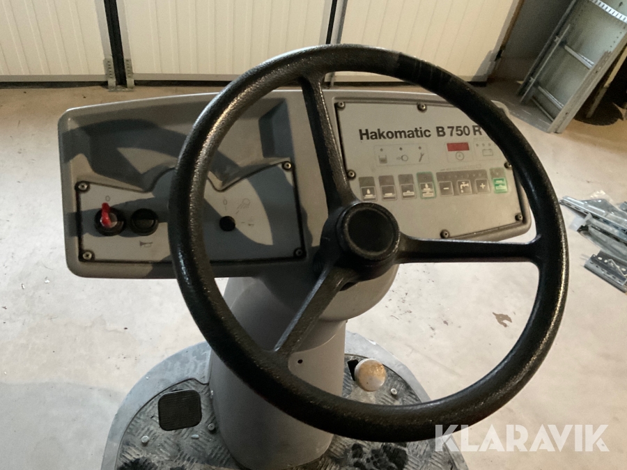 Klaravik Auktioner | Skurmaskin Hako B750R