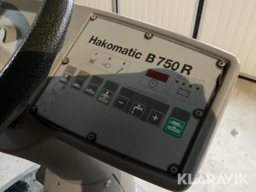 Klaravik Auktioner | Skurmaskin Hako B750R