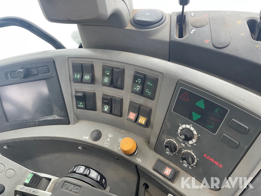 Traktor Claas Axion 850, Oskarshamn, Klaravik auktioner