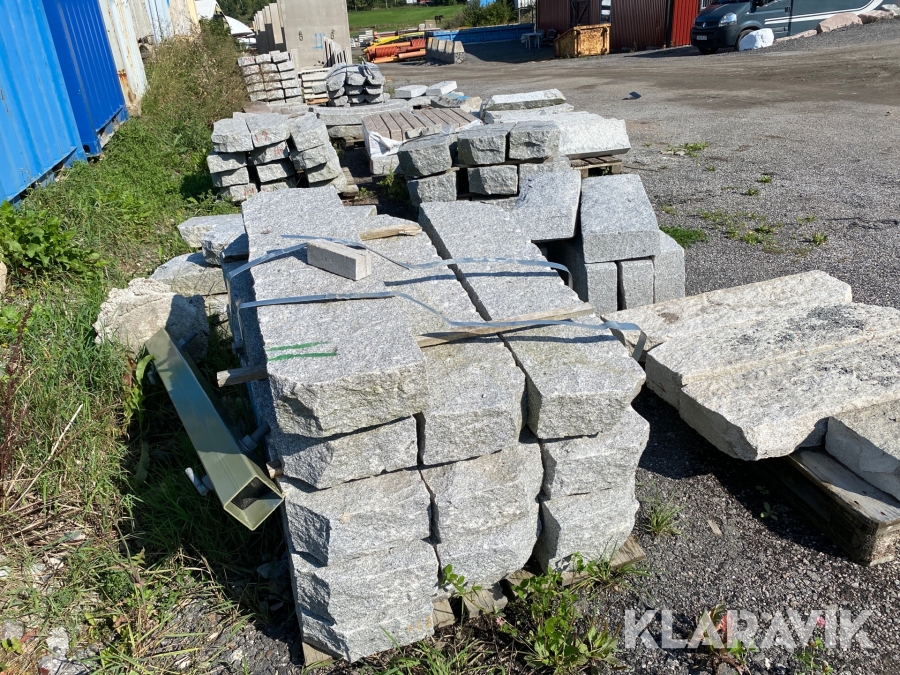 Granitblock ca 120 m