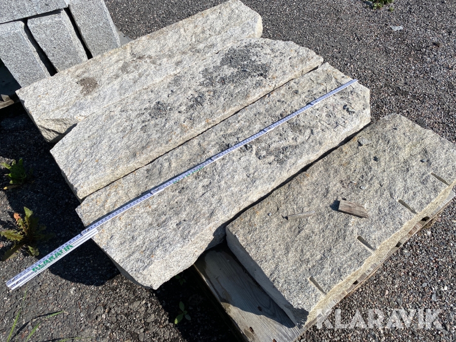 Granitblock ca 120 m