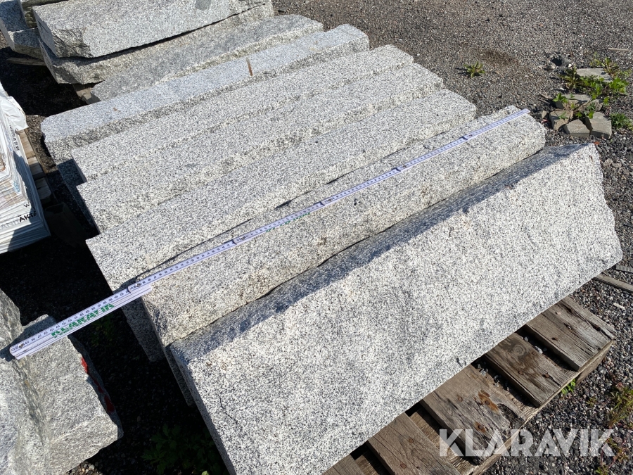 Granitblock ca 120 m