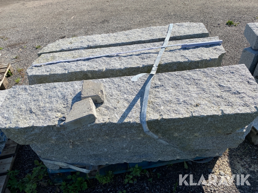 Granitblock ca 120 m