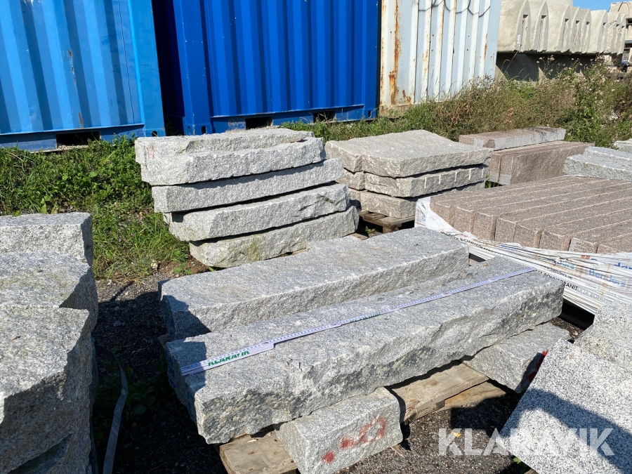 Granitblock ca 120 m