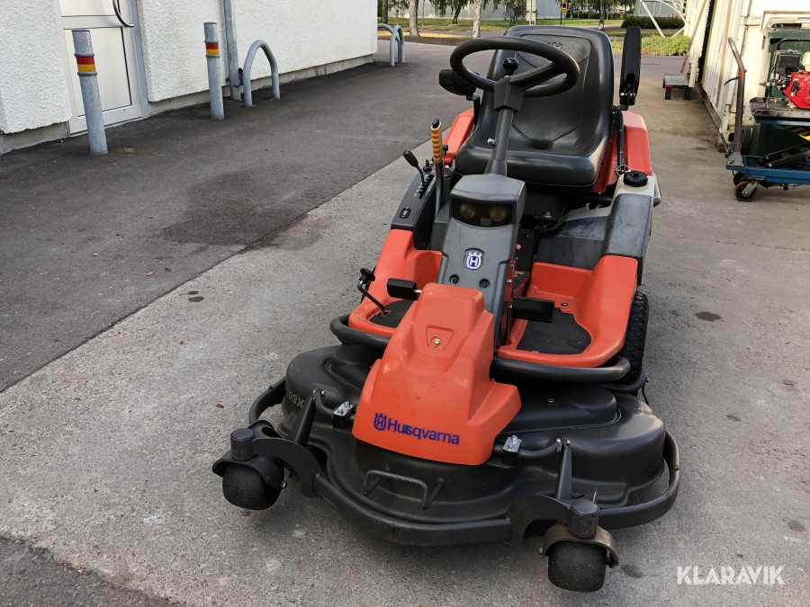 Klaravik Auktioner | Gräsklippare Husqvarna Rider PRO 18