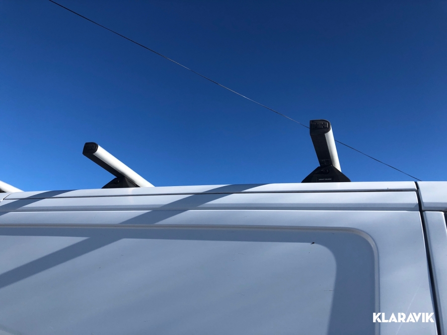 Klaravik Auktioner | Budbil Mercedes sprinter