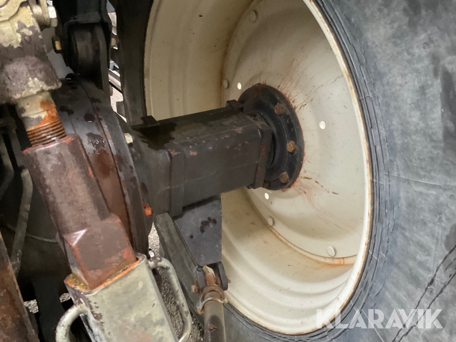 Traktor New Holland M160, Älvsbyn, Klaravik auktioner