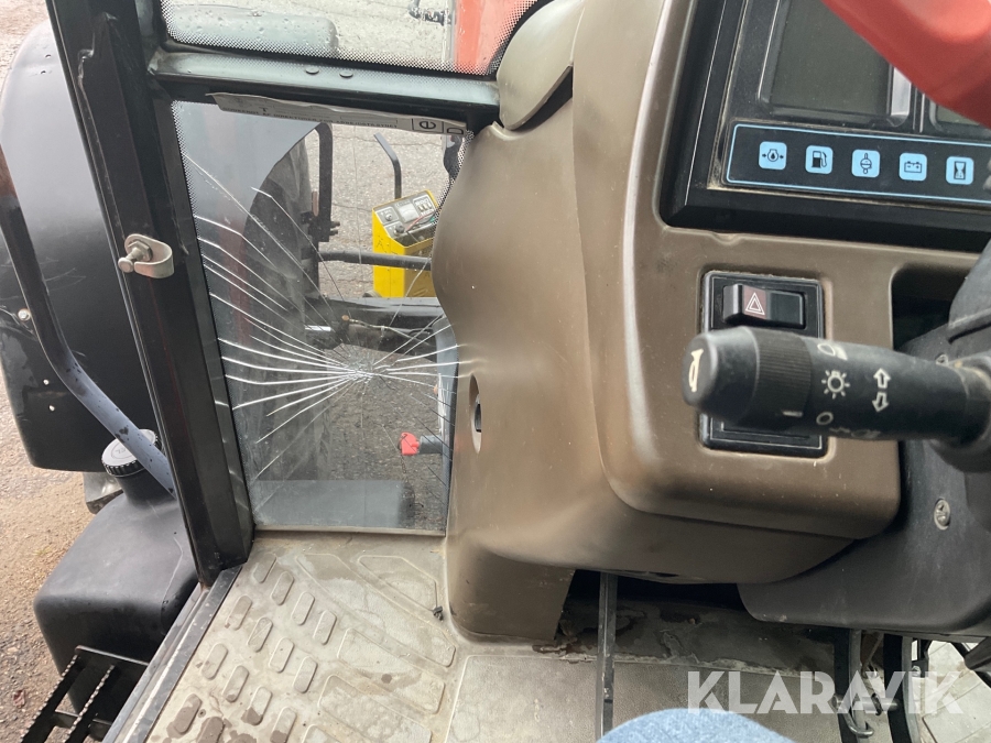 Traktor New Holland M160, Älvsbyn, Klaravik auktioner