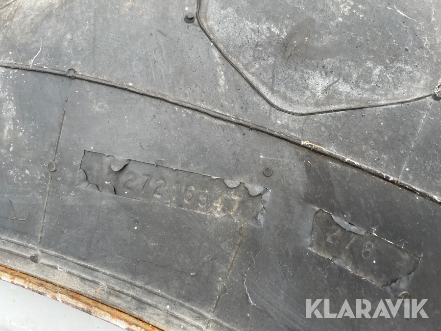 Dubbelmontage 16.9 R38, Hedemora, Klaravik auktioner