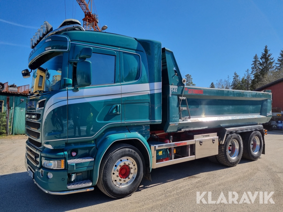 Schaktbil Scania 520, Botkyrka, Klaravik auktioner