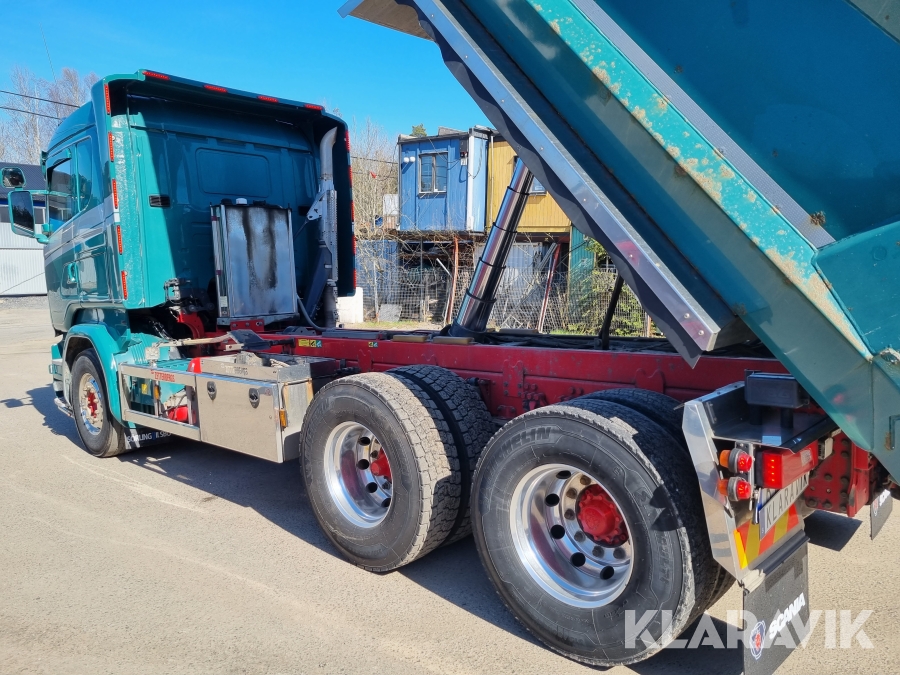 Schaktbil Scania 520, Botkyrka, Klaravik auktioner