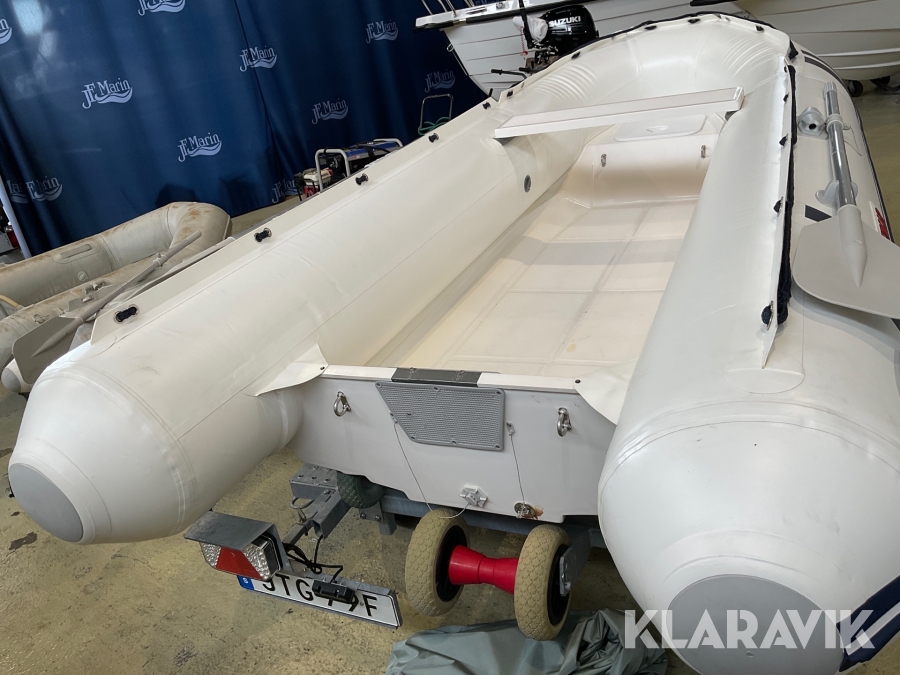 Ribbåt Suzumar, Malmö, Klaravik auktioner