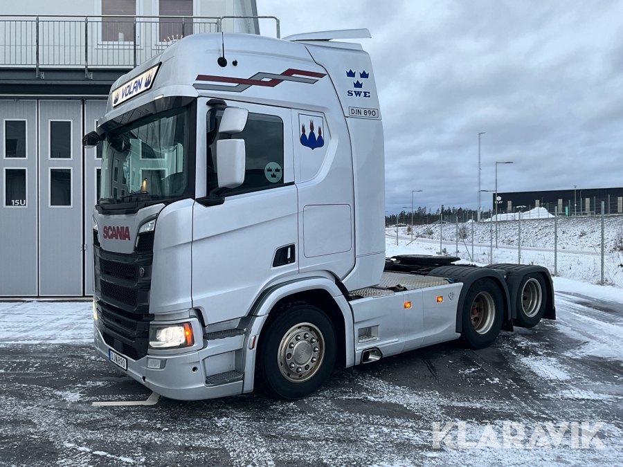Dragbil Scania R 580A 6X2NB, Borås, Klaravik auktioner