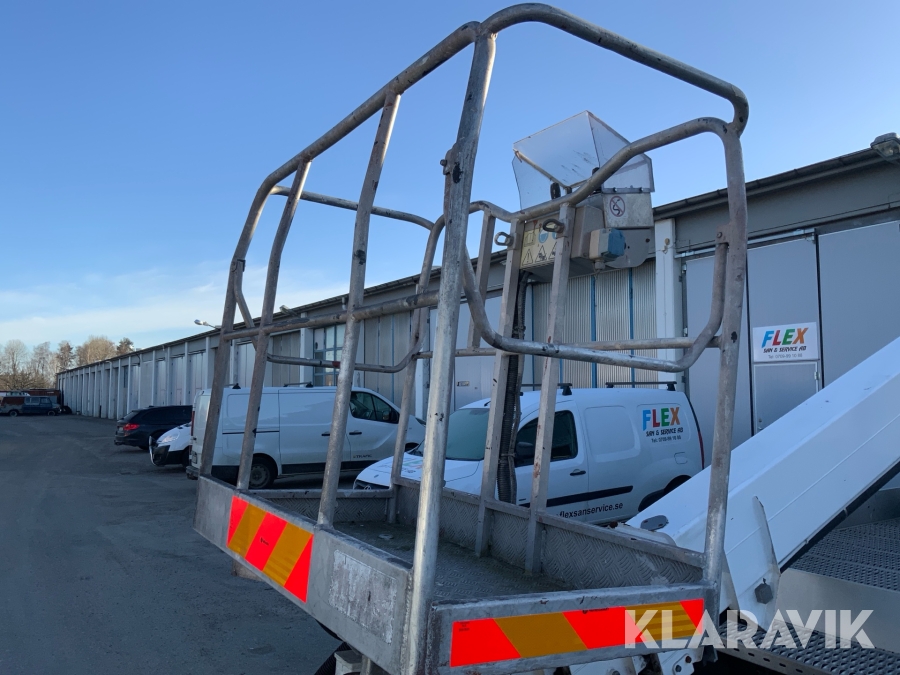 Liftbil Nissan Cabstar 35.11, Skövde, Klaravik auktioner