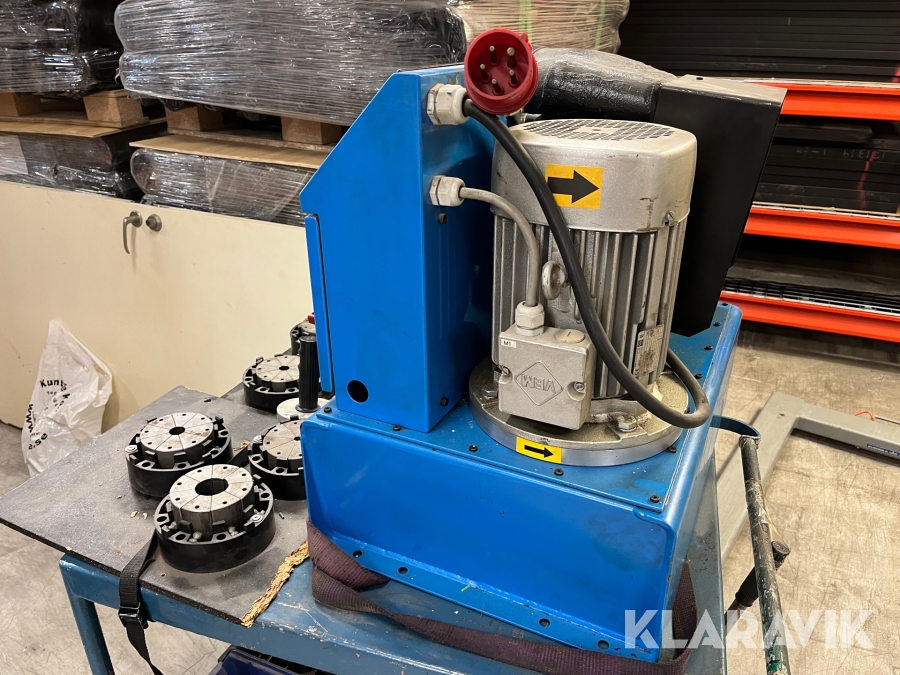 Slangpress Finn-Power P 32, Stockholm, Klaravik auktioner