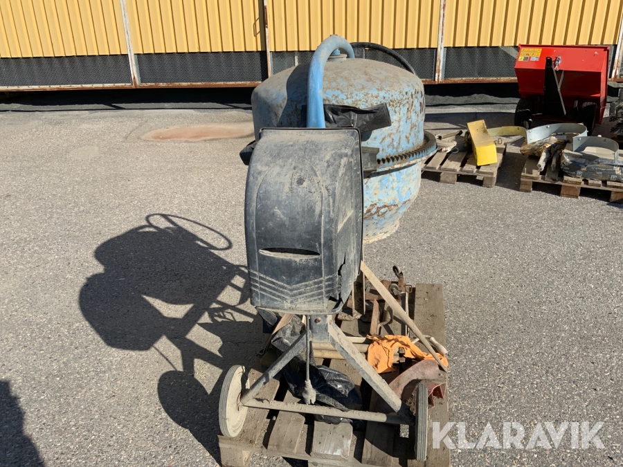 Tombola , Lekeberg, Klaravik auktioner