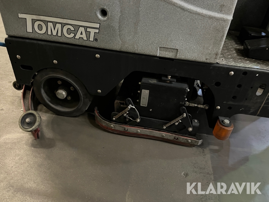 Tvätt- & sopmaskin TomCat 250, Gislaved, Klaravik auktioner