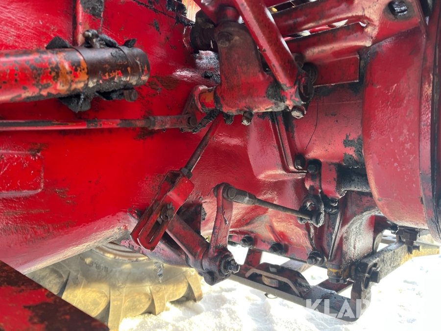 Veterantraktor Volvo 470 Bison, Vänersborg, Klaravik auktion