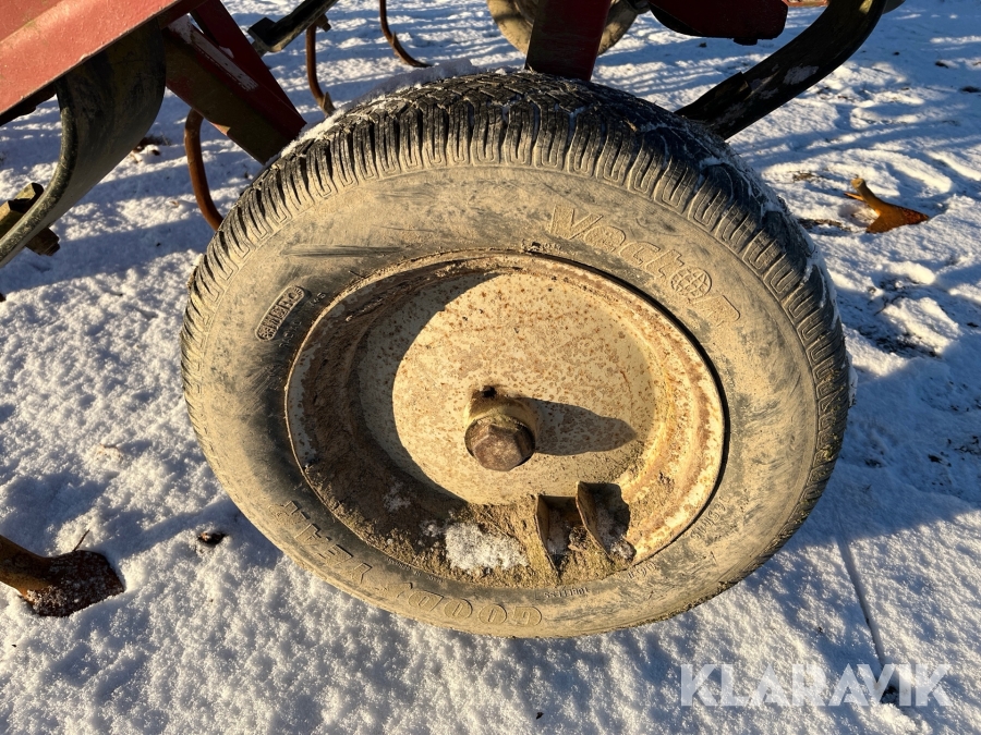 Kultivator Kongskilde Vibroflex 4300, Arboga, Klaravik aukti