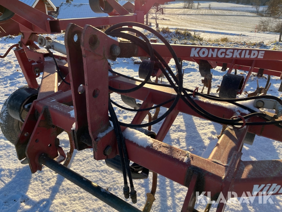 Kultivator Kongskilde Vibroflex 4300, Arboga, Klaravik aukti