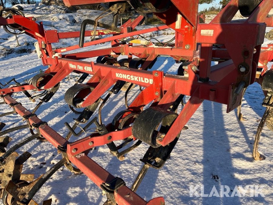 Kultivator Kongskilde Vibroflex 4300, Arboga, Klaravik aukti