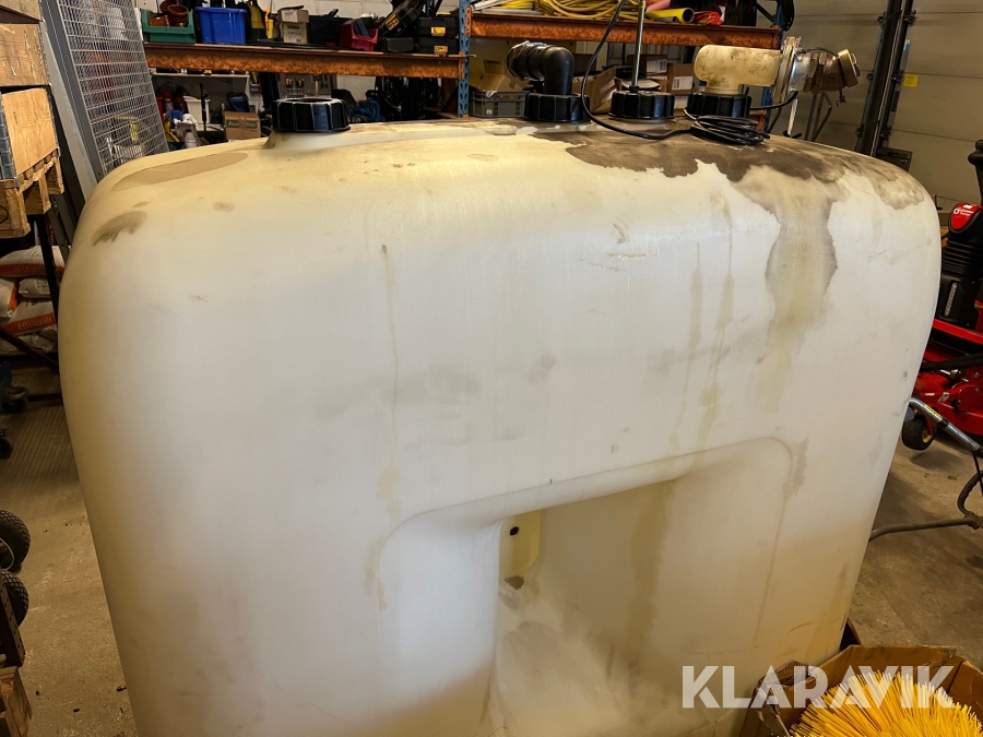 Bulktank Roth 1500 liter, Lund, Klaravik auktioner