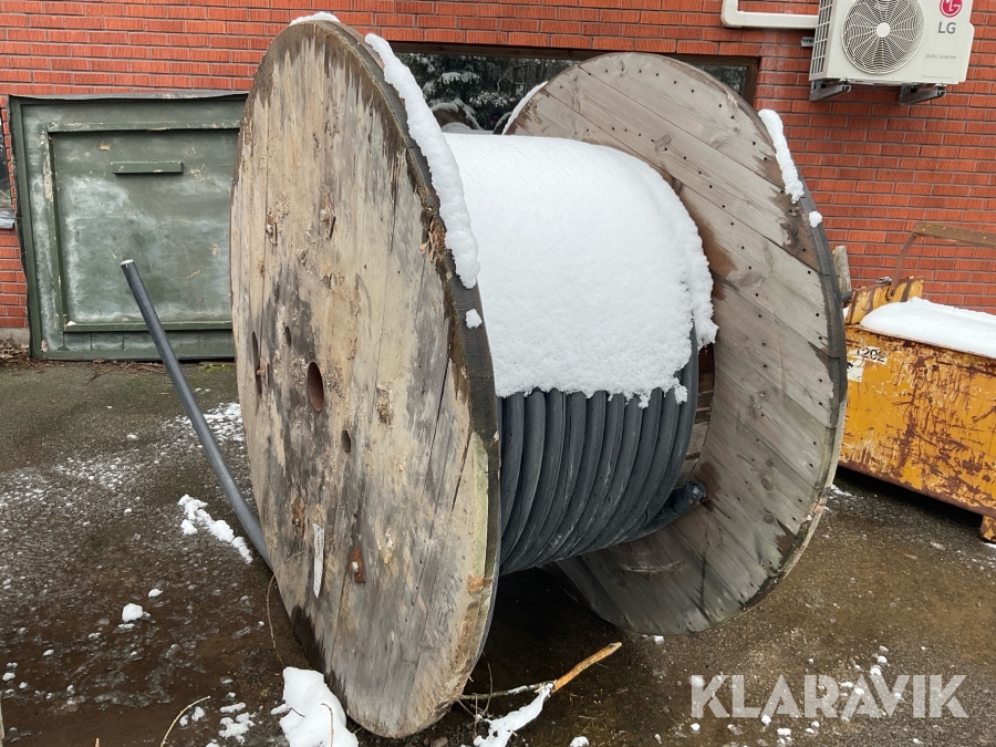 Kabeltrumma med kabel Solar AXQJ Easy 4x240/72 1kV SV, Tings