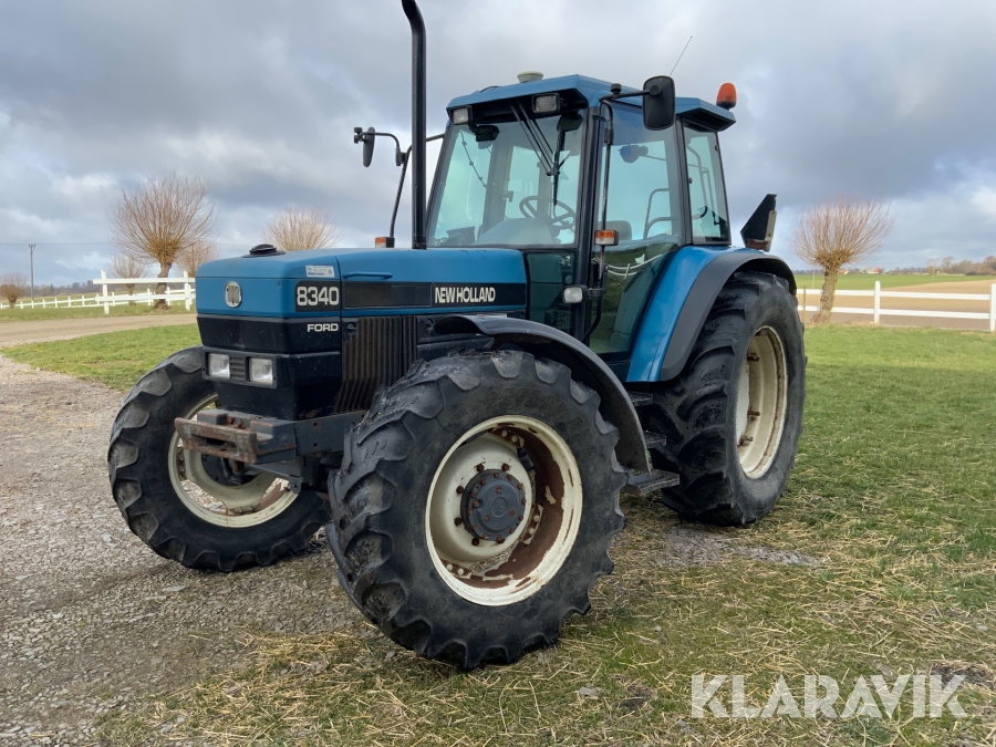 Traktor New Holland 8340 SLE DT