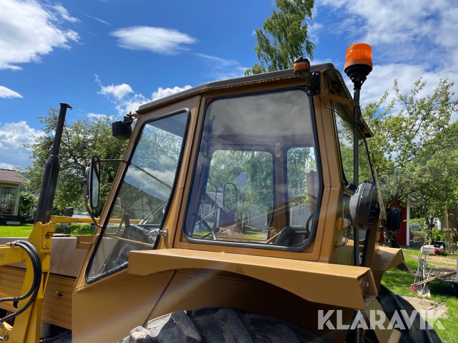 Traktor Valmet 702, Hedemora, Klaravik auktioner