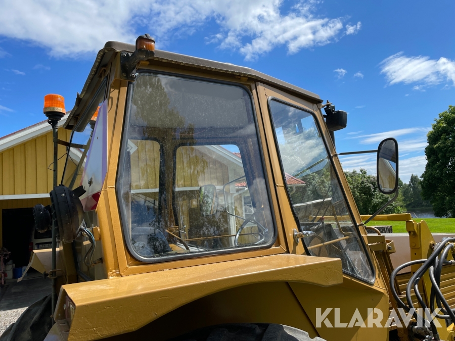 Traktor Valmet 702, Hedemora, Klaravik auktioner