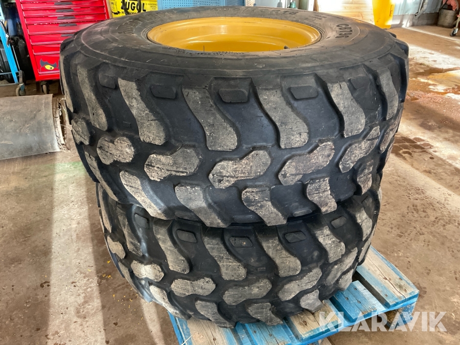 Däck med fälg Dunlop / Westlake 405/70R18, Älvdalen, Klaravi