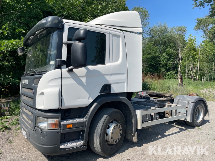 Dragbil Scania P340, Uppsala, Klaravik auktioner