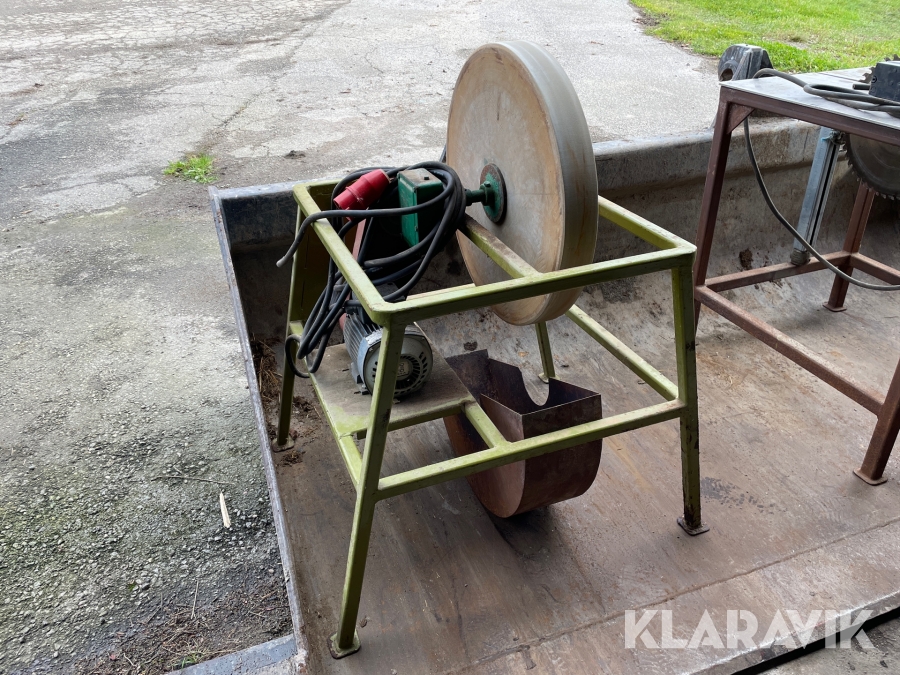 Klaravik Auktioner | Slipsten