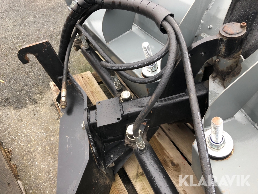Klaravik Auktioner | Vikplog Fjärås VP205 Transpro-fäste