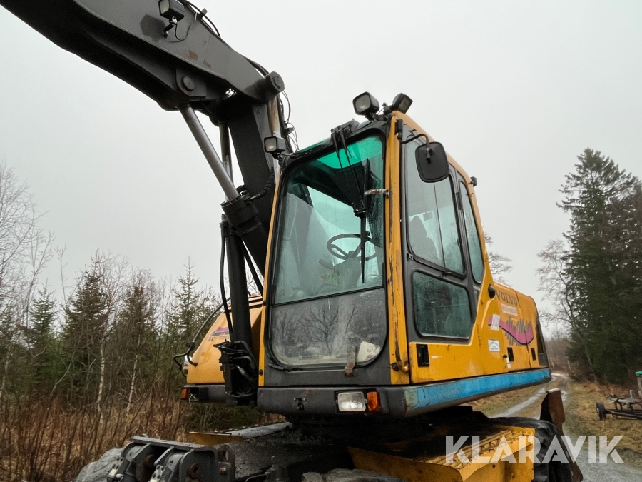 Grävmaskin Volvo EW180, Norrtälje, Klaravik auktioner