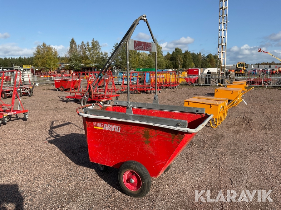 Fodervagn med lyftbygel Starke Arvid 14000-PU, Jönköping, Kl