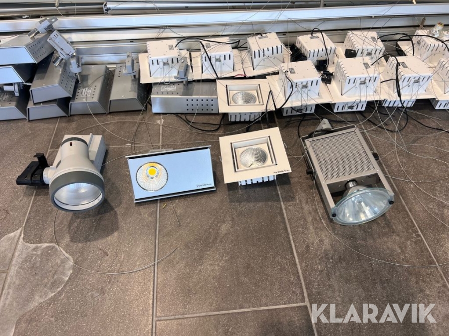 Lampor, Halmstad, Klaravik auktioner