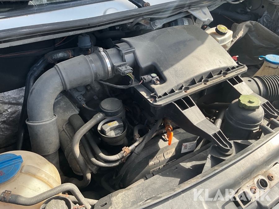 Transportbil Volkswagen Crafter 35 2.5 TDI, Katrineholm, Kla