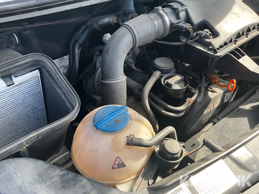 Transportbil Volkswagen Crafter 35 2.5 TDI, Katrineholm, Kla