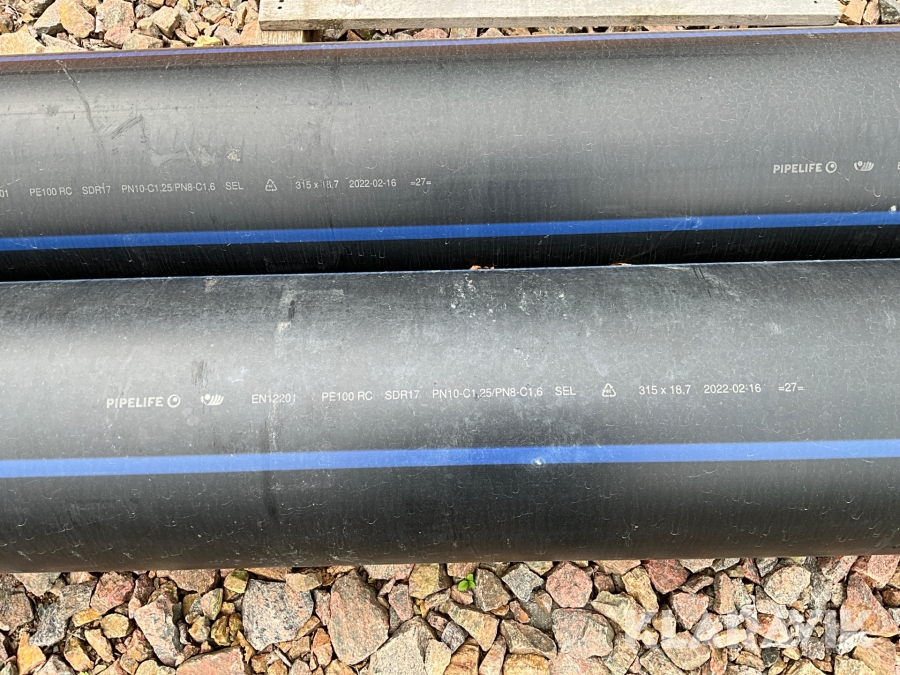 Tryckrör Pipelife PE100 SDR17 - Svart med blå stripe, Helsin